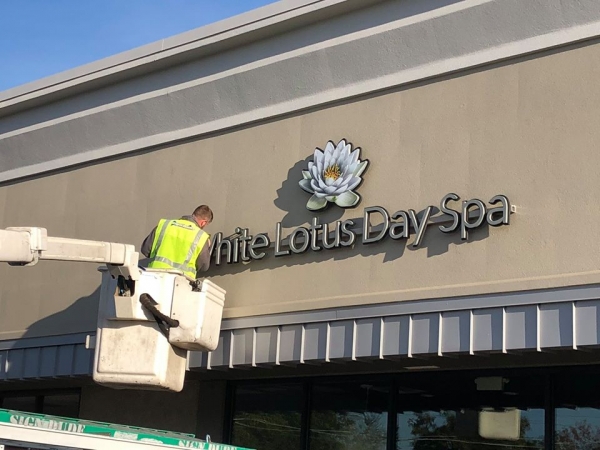 White Lotus Day Spa Signage – The Sign Dude