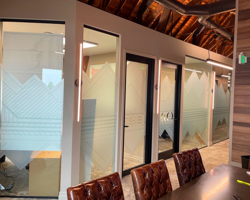 Outlier Construction Window Designs – The Sign Dude